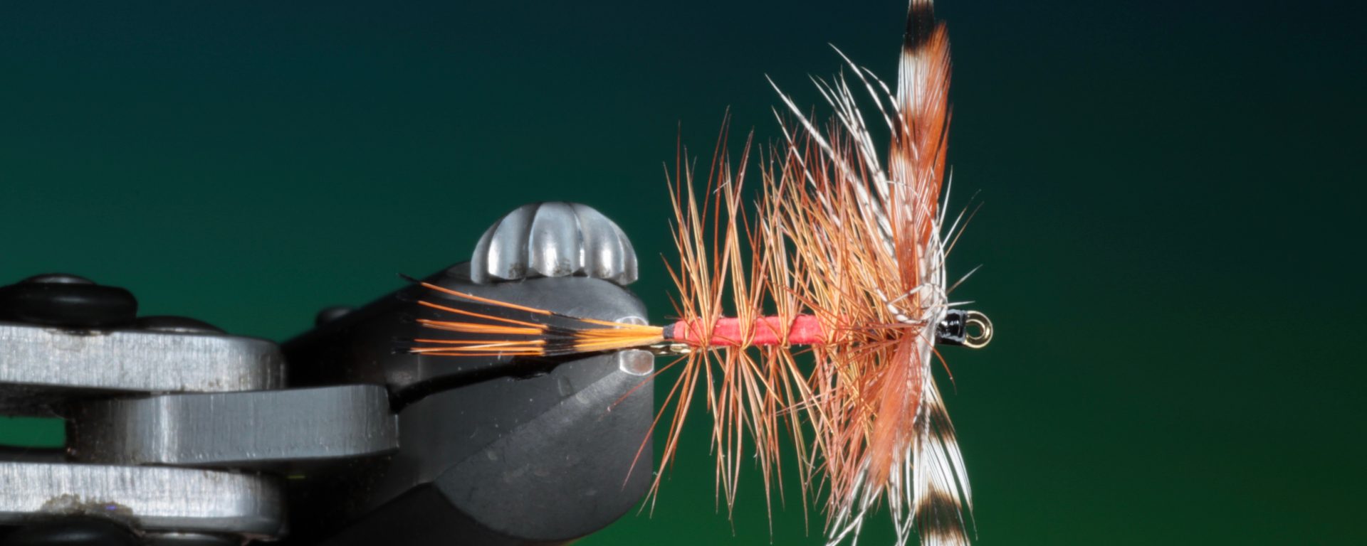How to tie The Red Panama dry fly